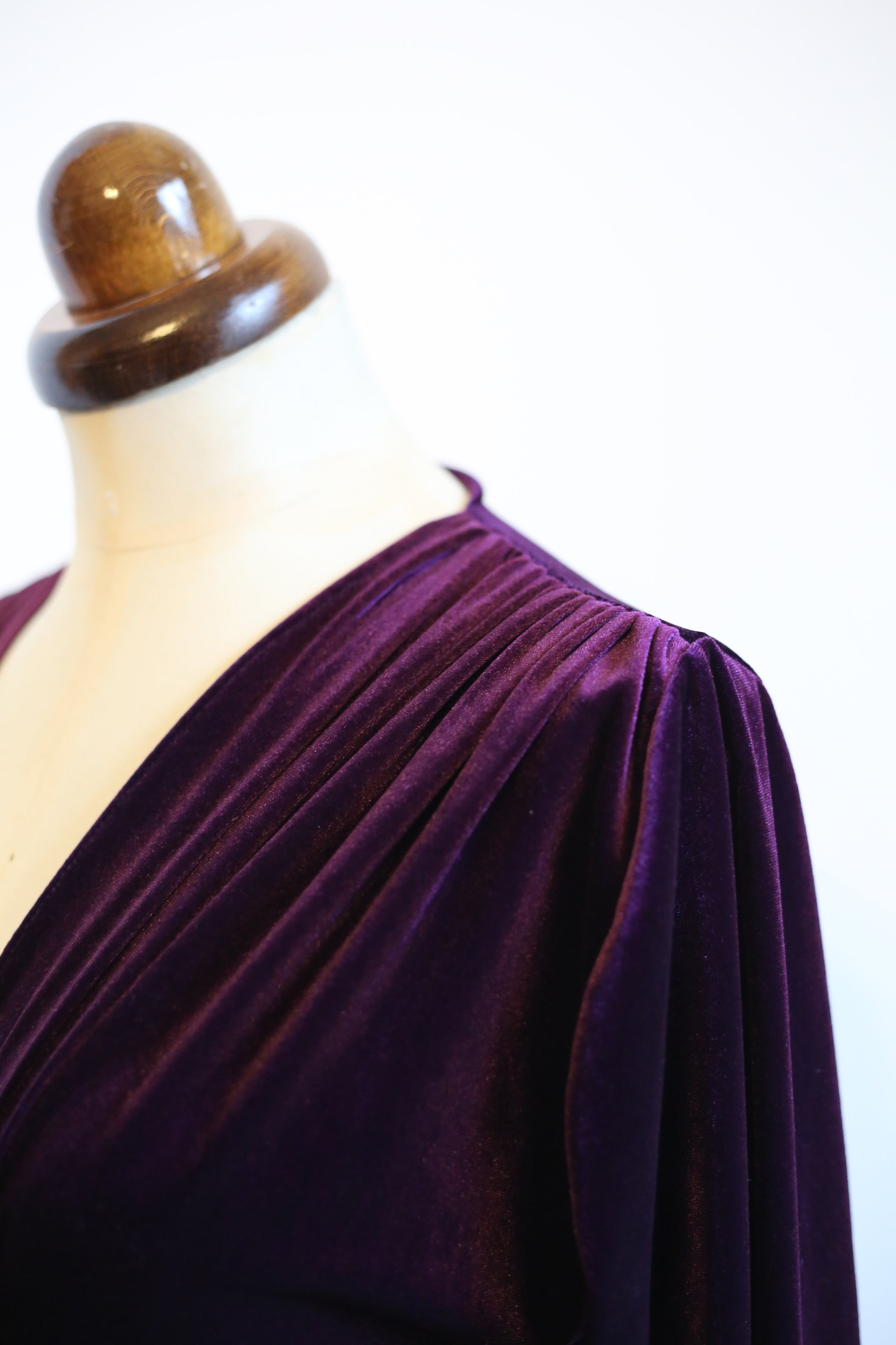 Vamp - Deep Purple Velvet Gown – ALEXANDRA-KING